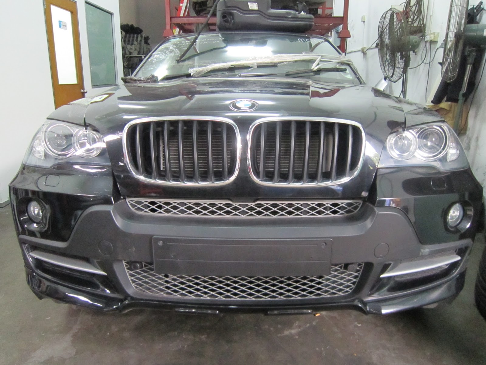 MK Auto Parts Trading: BMW E70 Half Cut