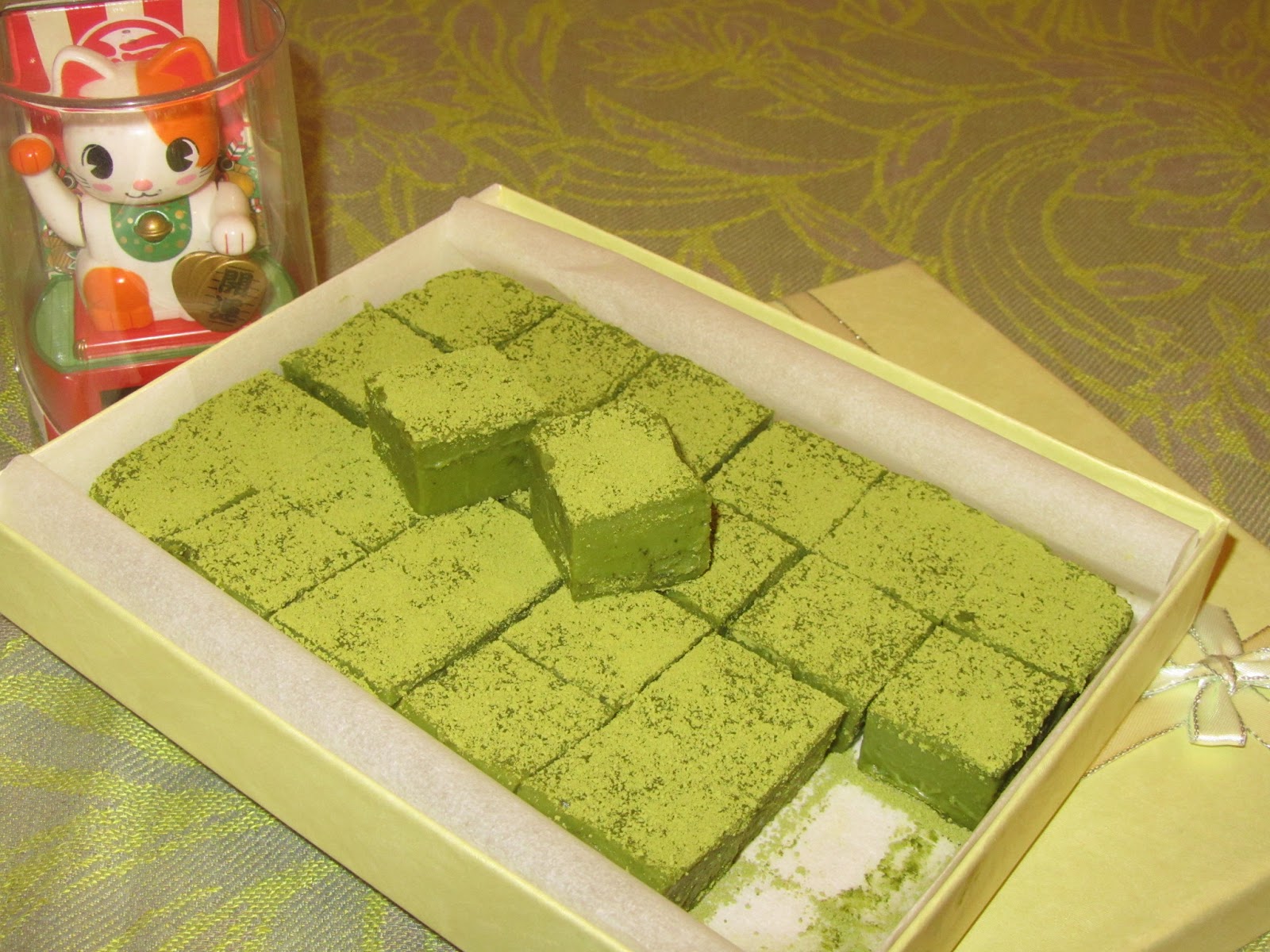 Cook a bit .....or a bit of a cook: Green Nama Chocolates Matcha Flavour