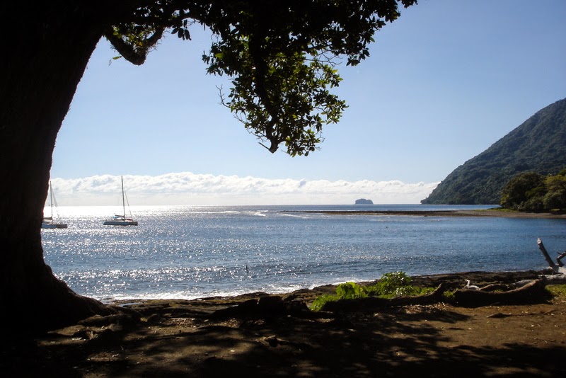 Le long voyage de TEREVA: ERROMANGO (Port Narvin)