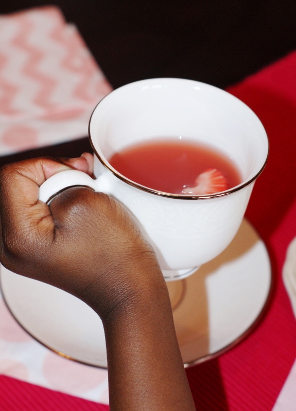 Strawberry Tea Punch Recipe {For the Sweetest Mother-Daughter Tea Party ...