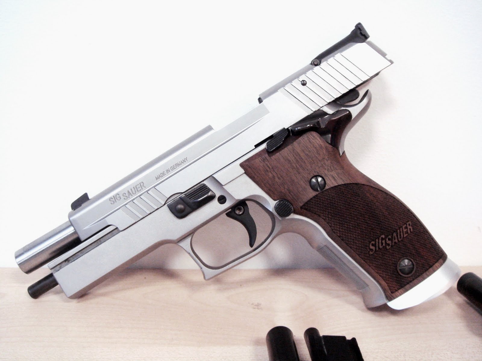 Asjadest: Sig Sauer P226 S