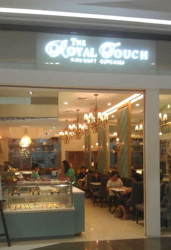 Xtn's blog: The Royal Touch Gourmet Cupcakes