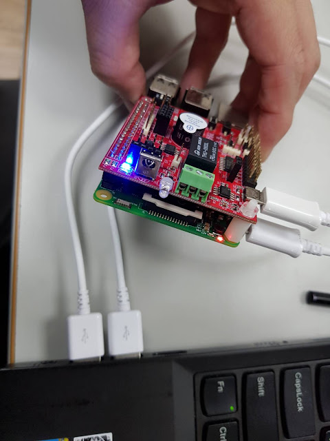 IT Lab艾鍗學院技術Blog: Pi 新手教學(二) ---如何使用UART Console 登入Raspberry Pi
