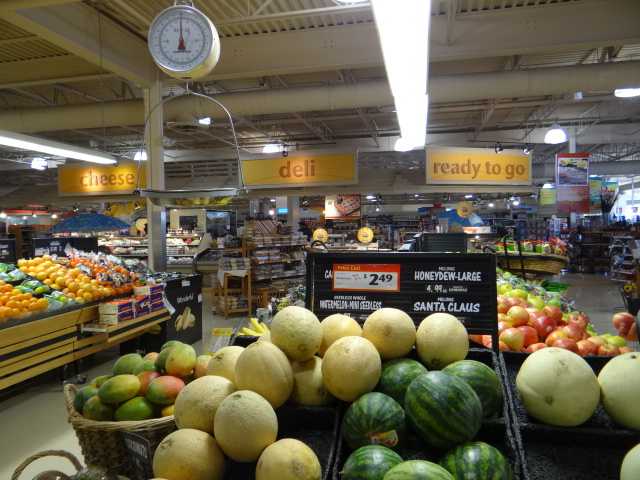 Walkabout With Wheels Blog: FOODLAND in Forest, Ontario