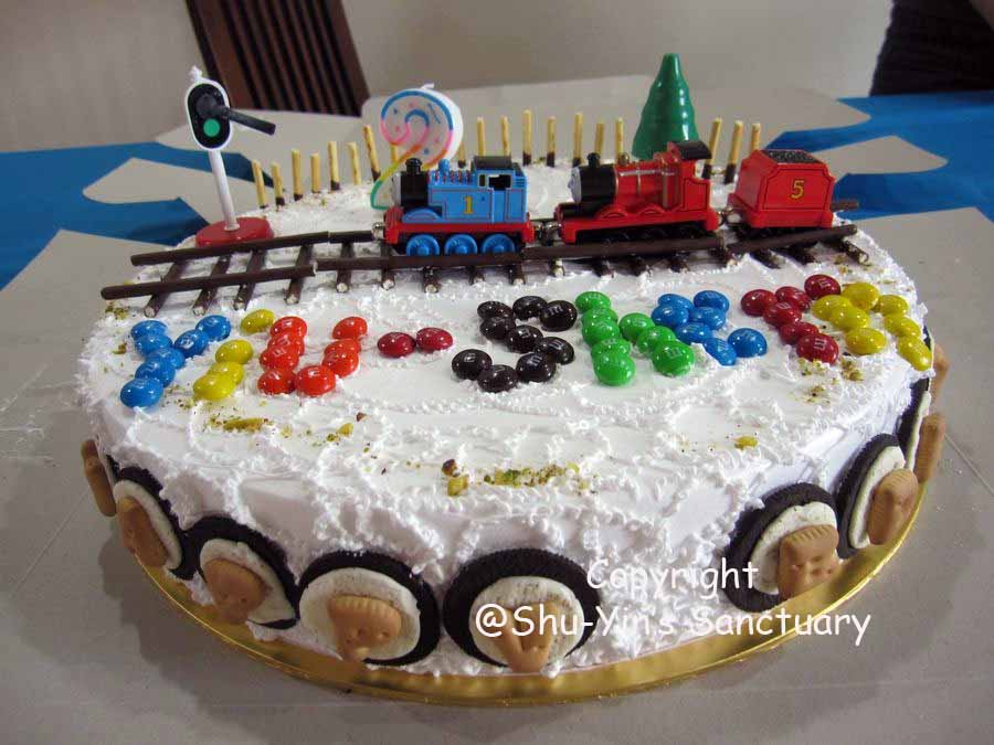 Shu-Yin's Sanctuary: Shern's CHOO CHOO 2nd B'day Cake