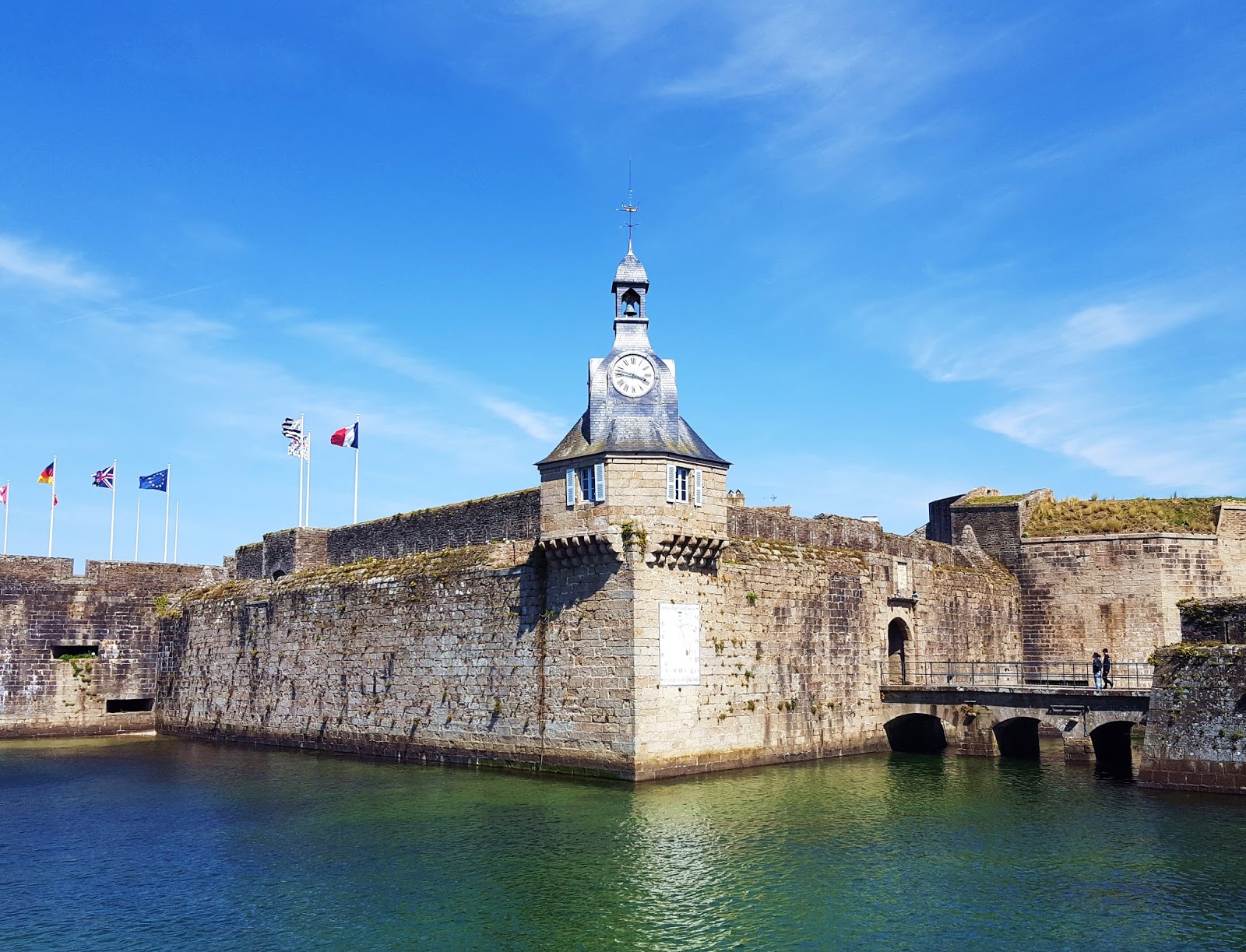 PETITS PARADIS: Ville Close de Concarneau, Bretagne