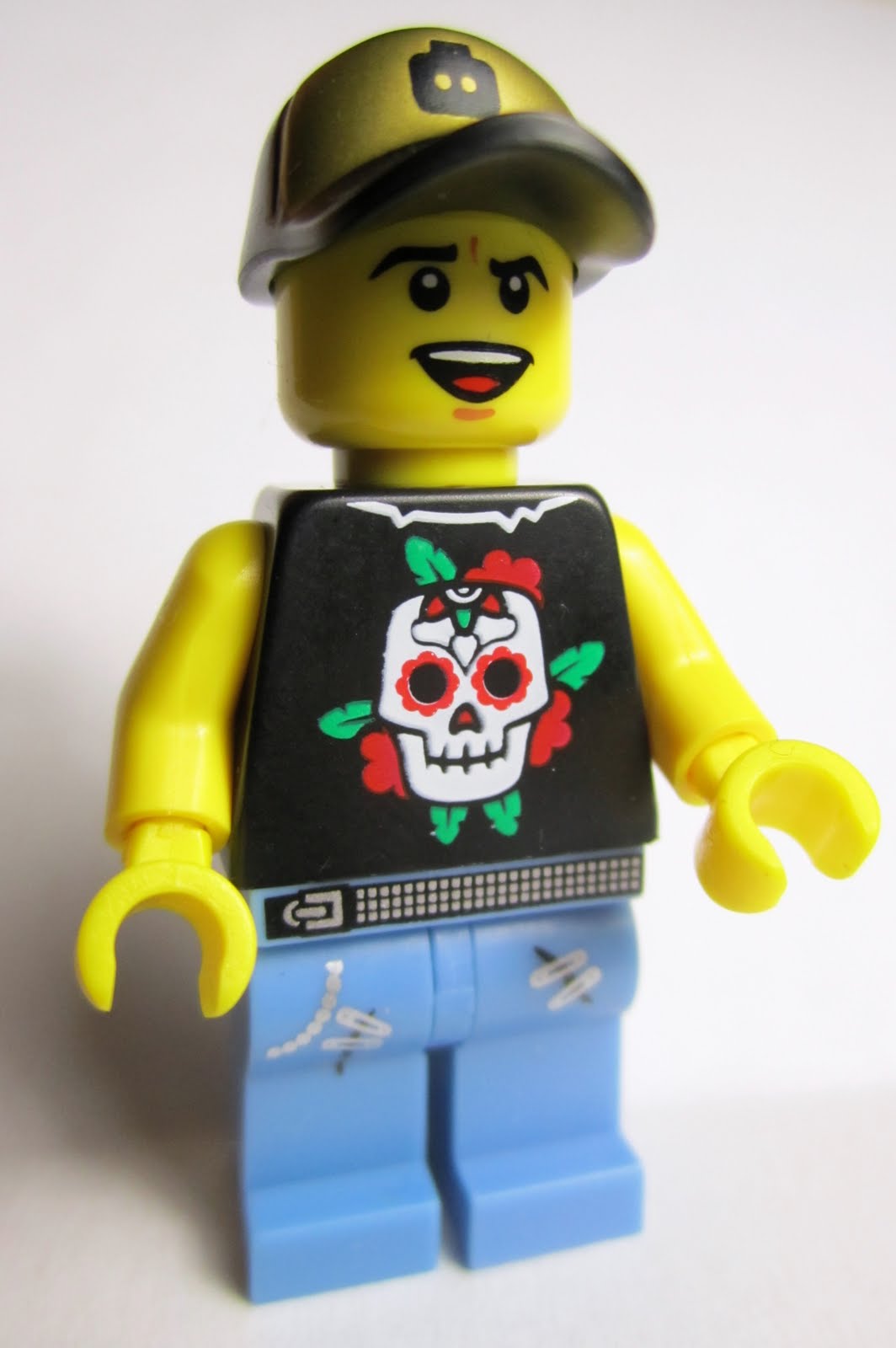 The Brick Brown Fox: Lego Minifigures Series 4 - Punk Rocker