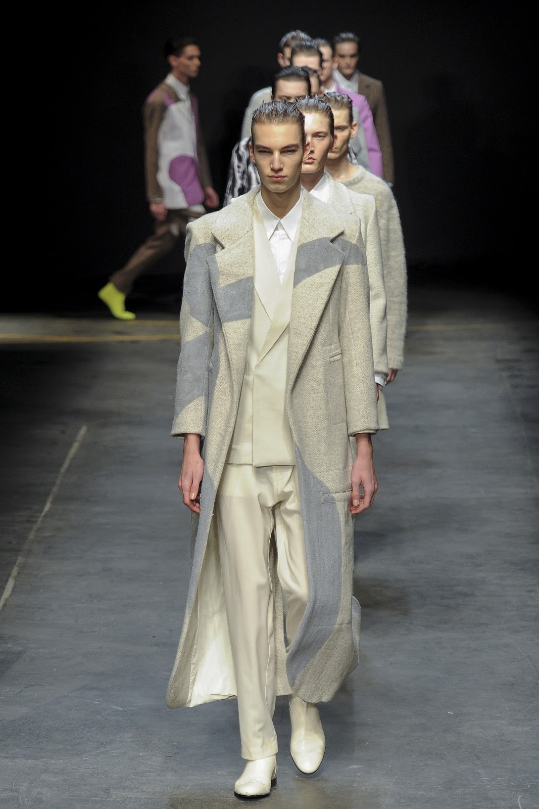 Male Model Otaku: Gustav Swedberg: Fall/Winter 2014-15 Runway 【London】