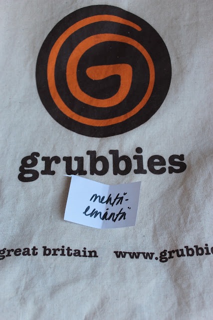 The pair of Grubbies Outlaws goes to...