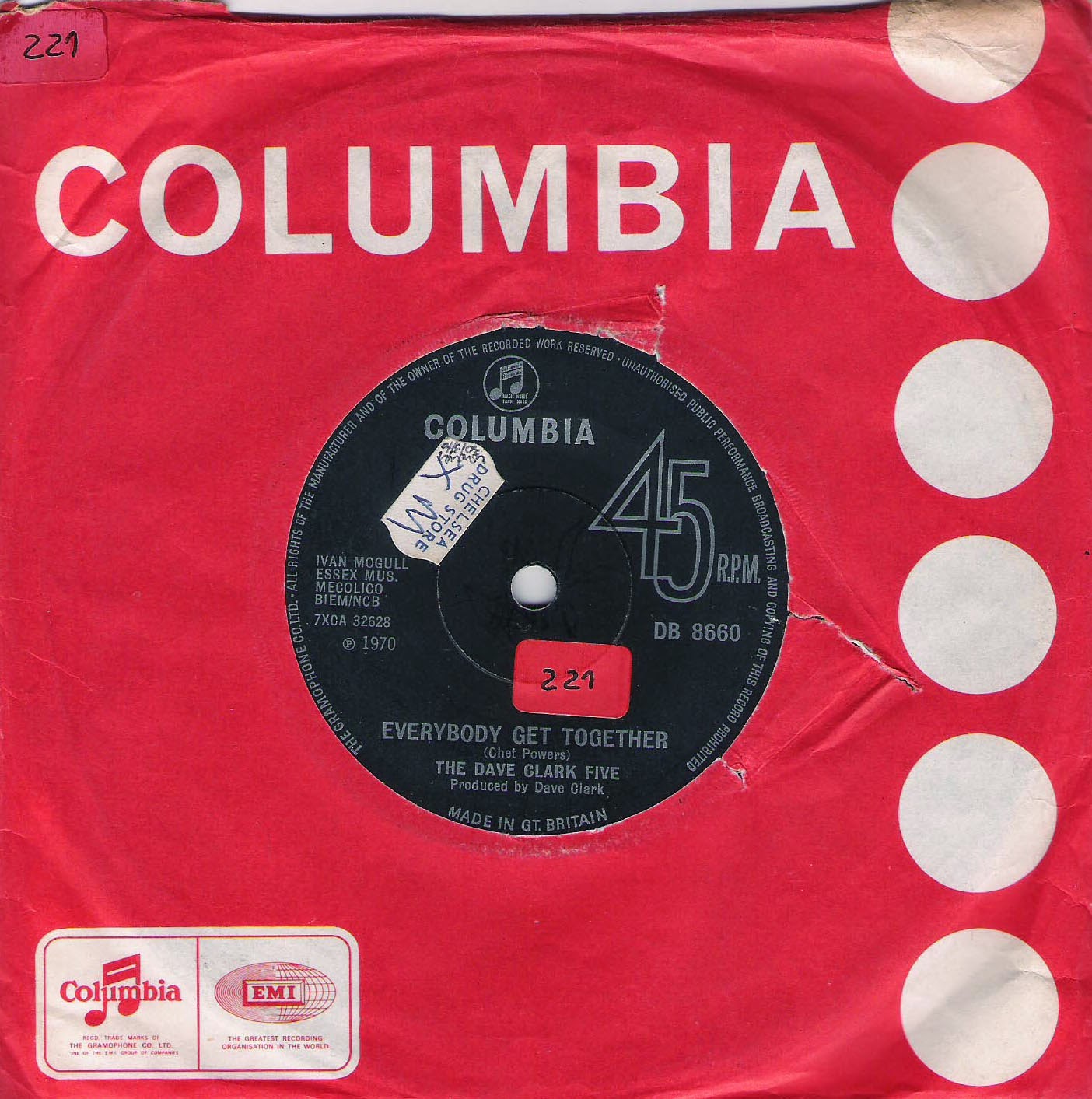 IÉ-IÉ: AMO ESTE SINGLE!