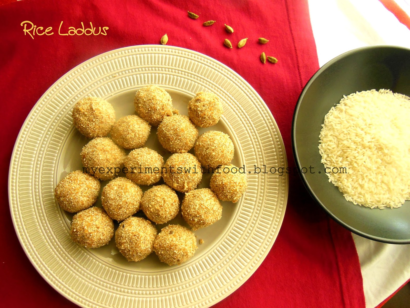 My Experiments With Food: Rice Laddus/ Ari Unda