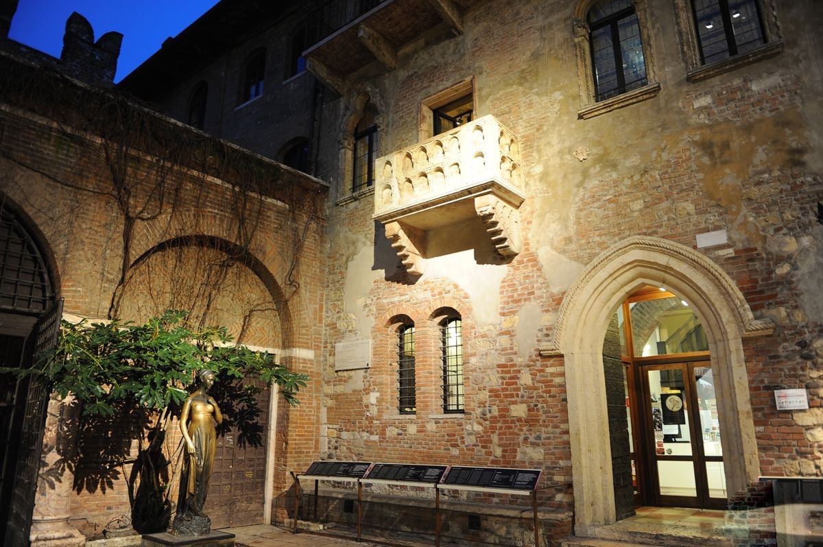 Verona The Town Of Romeo And Juliet And The Roman Arena