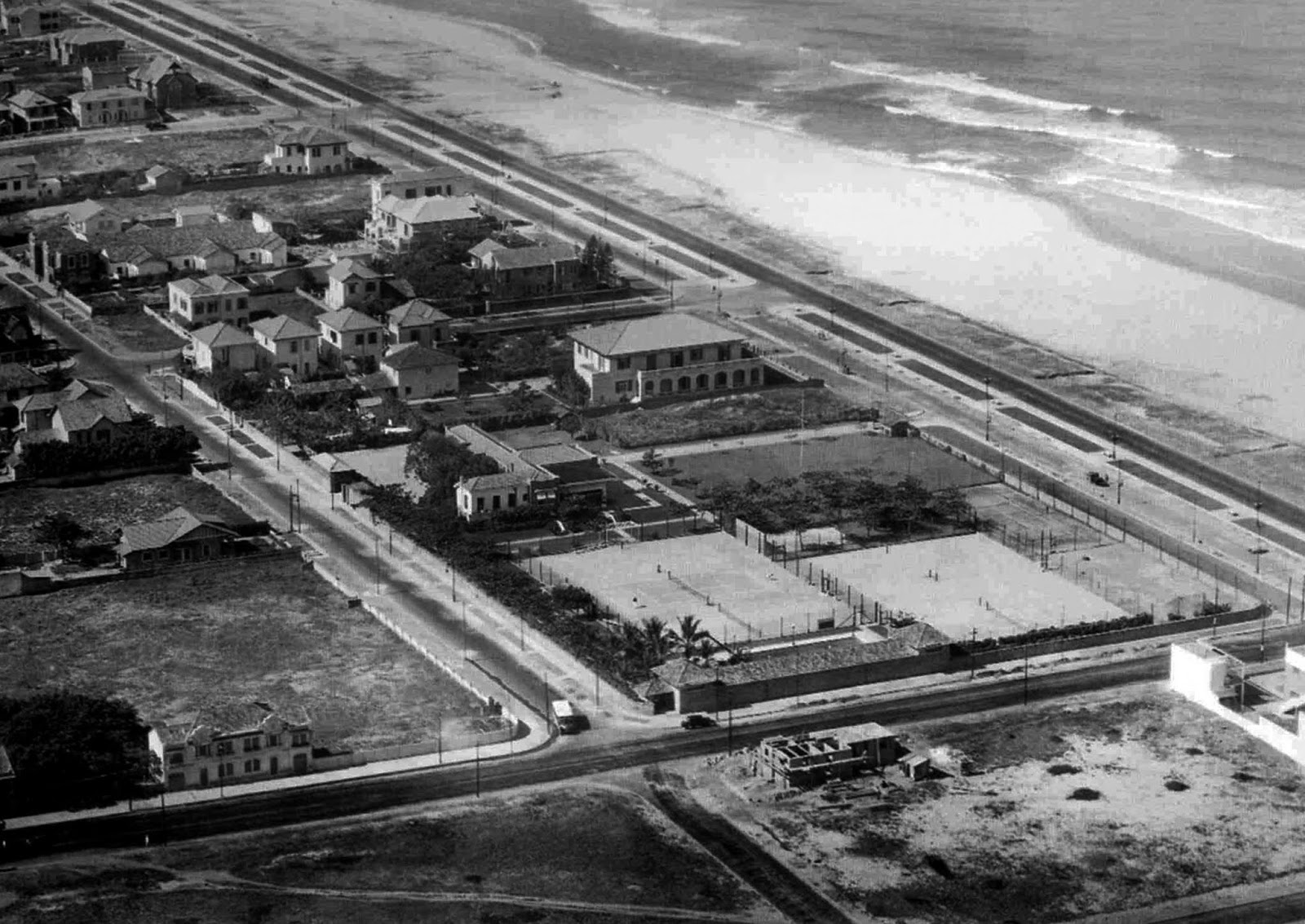 SAUDADES DO RIO: COUNTRY CLUB