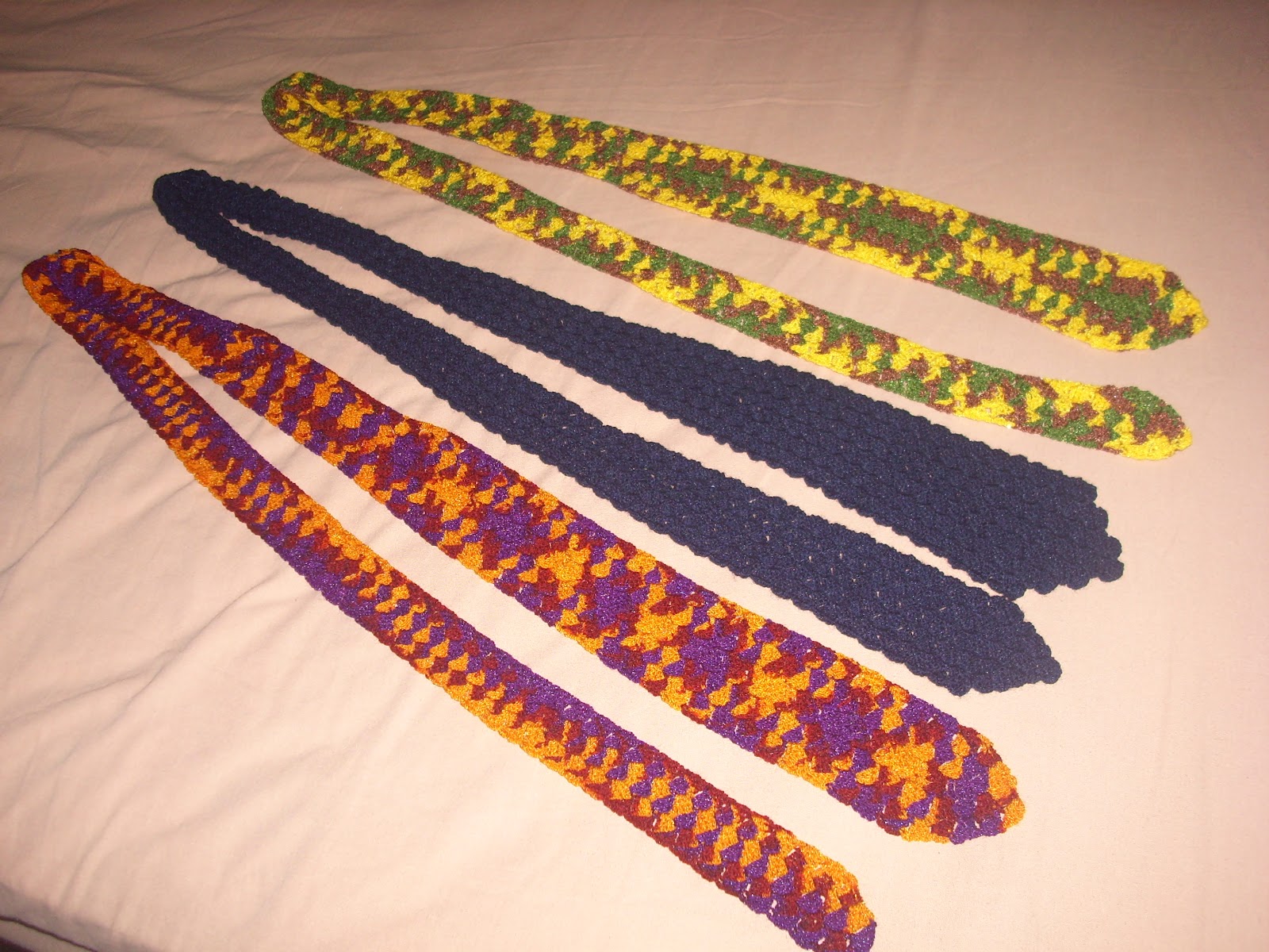 Arañito tejedor: Corbatas en crochet