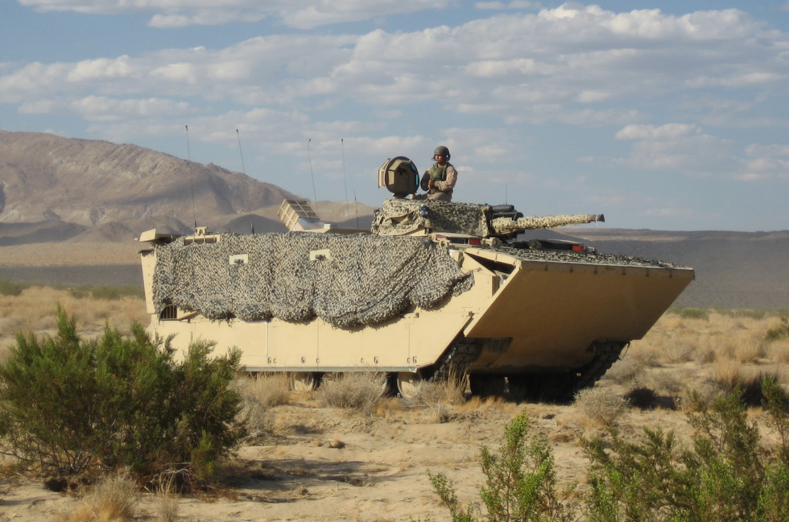 SNAFU!: CMC talks Amphibious Combat Vehicle.