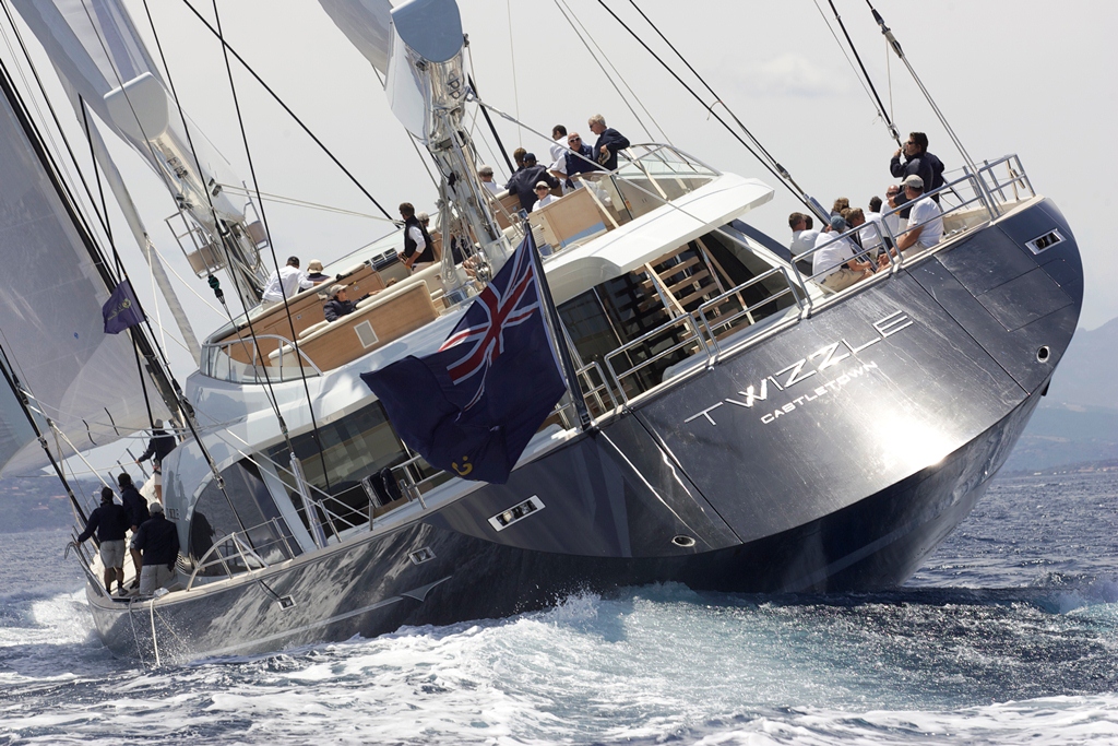 Passion For Luxury : Twizzle superyacht built by Royal Huisman