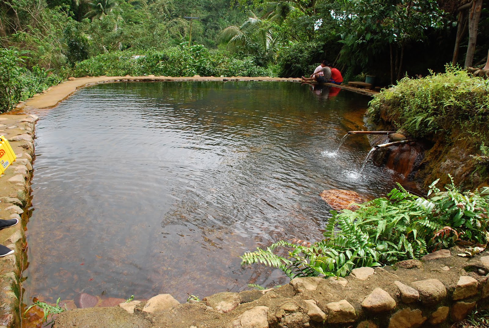 A Mom's Journey to Semi Crunchiness: Hot Springs in Dumaguete