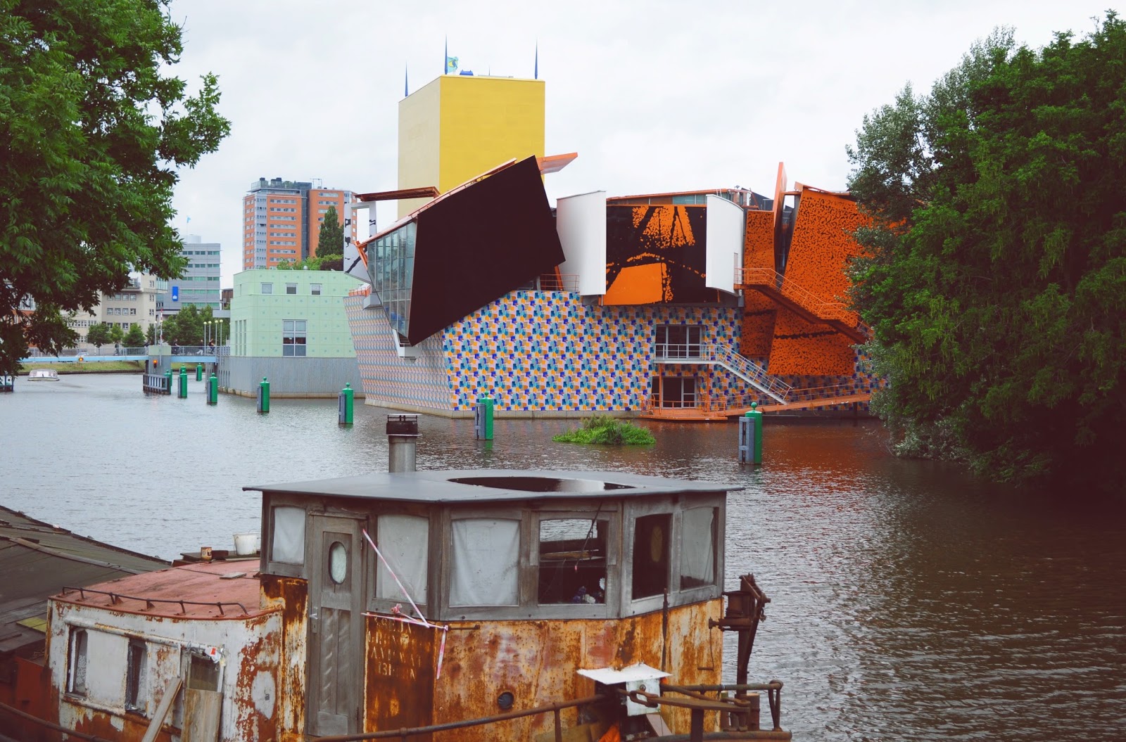 Went to Groningen (the Netherlands) today. Lovely modern architecture ...