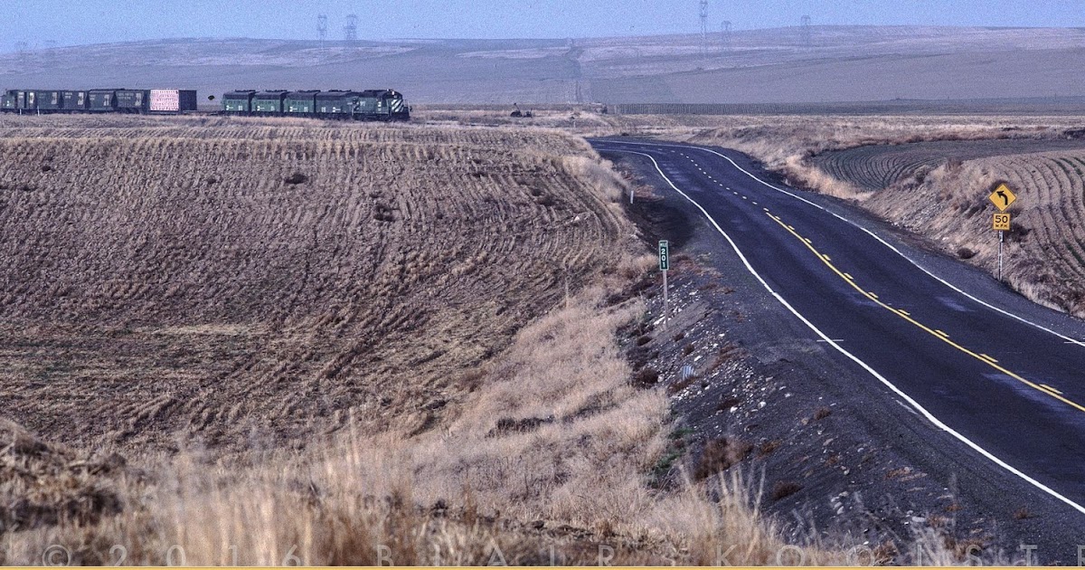 Big Bend Railroad History: BN Train Near Hartline