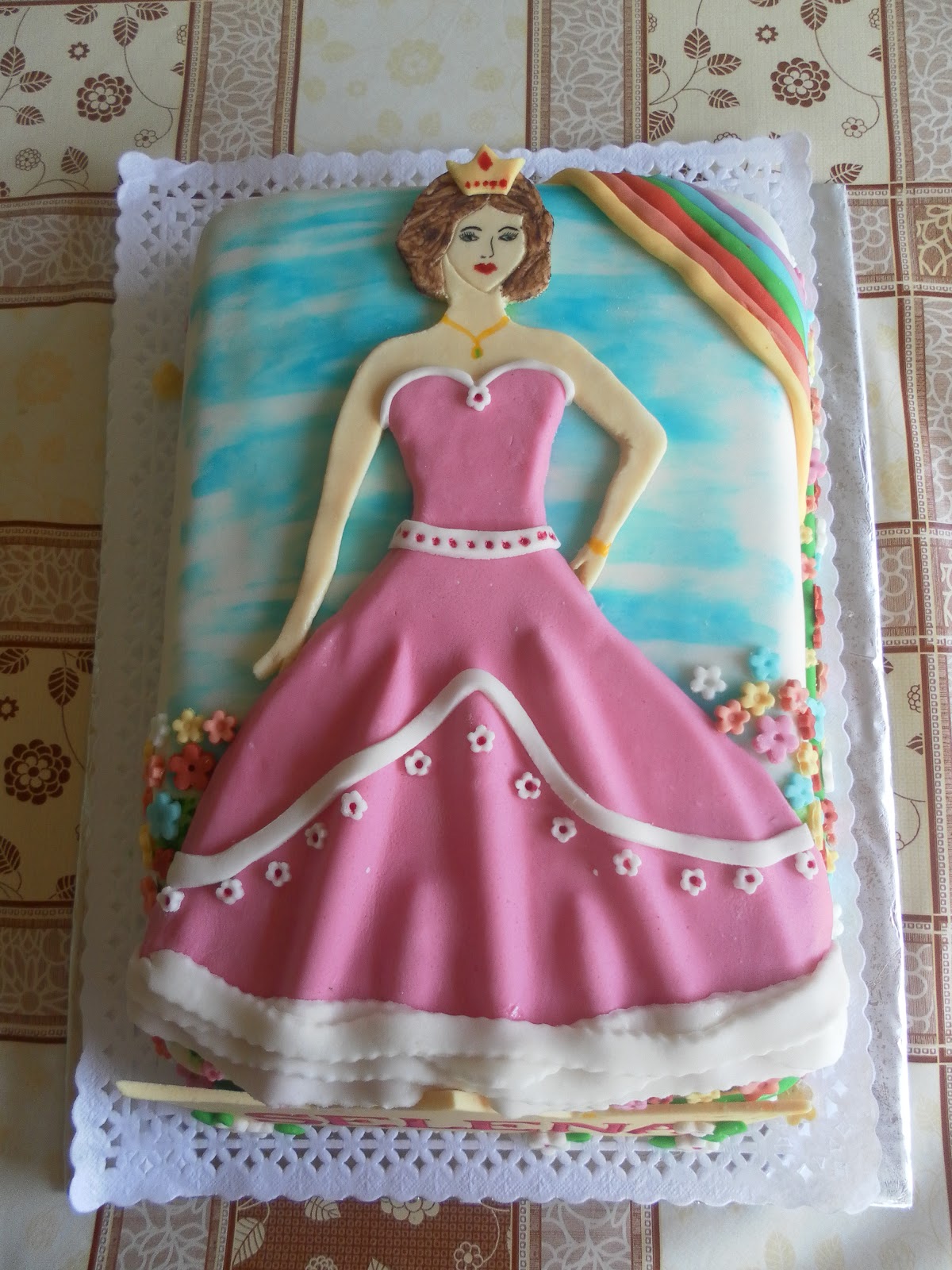 Torturi personalizate si prajituri minunate: Tort ''Printesa Selena''