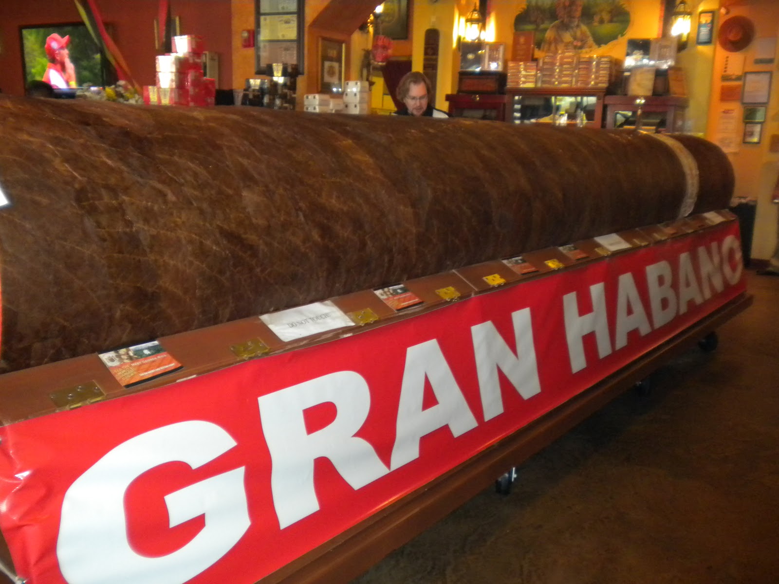 Around Town Orlando: Gran Habano's World's Largest Cigar at Corona ...