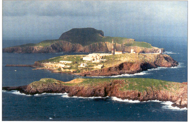 UN POCO DE AQUI,UN POCO DE ALLI: LAS ISLAS CHAFARINAS