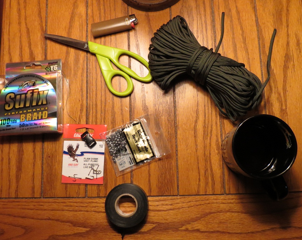 Woodlake Bushcraft: Fishing Kit Bracelet