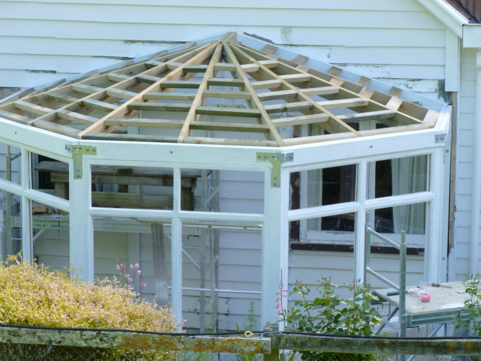 How to build Victorian Conservatory for New Zealand: The Roof Structure