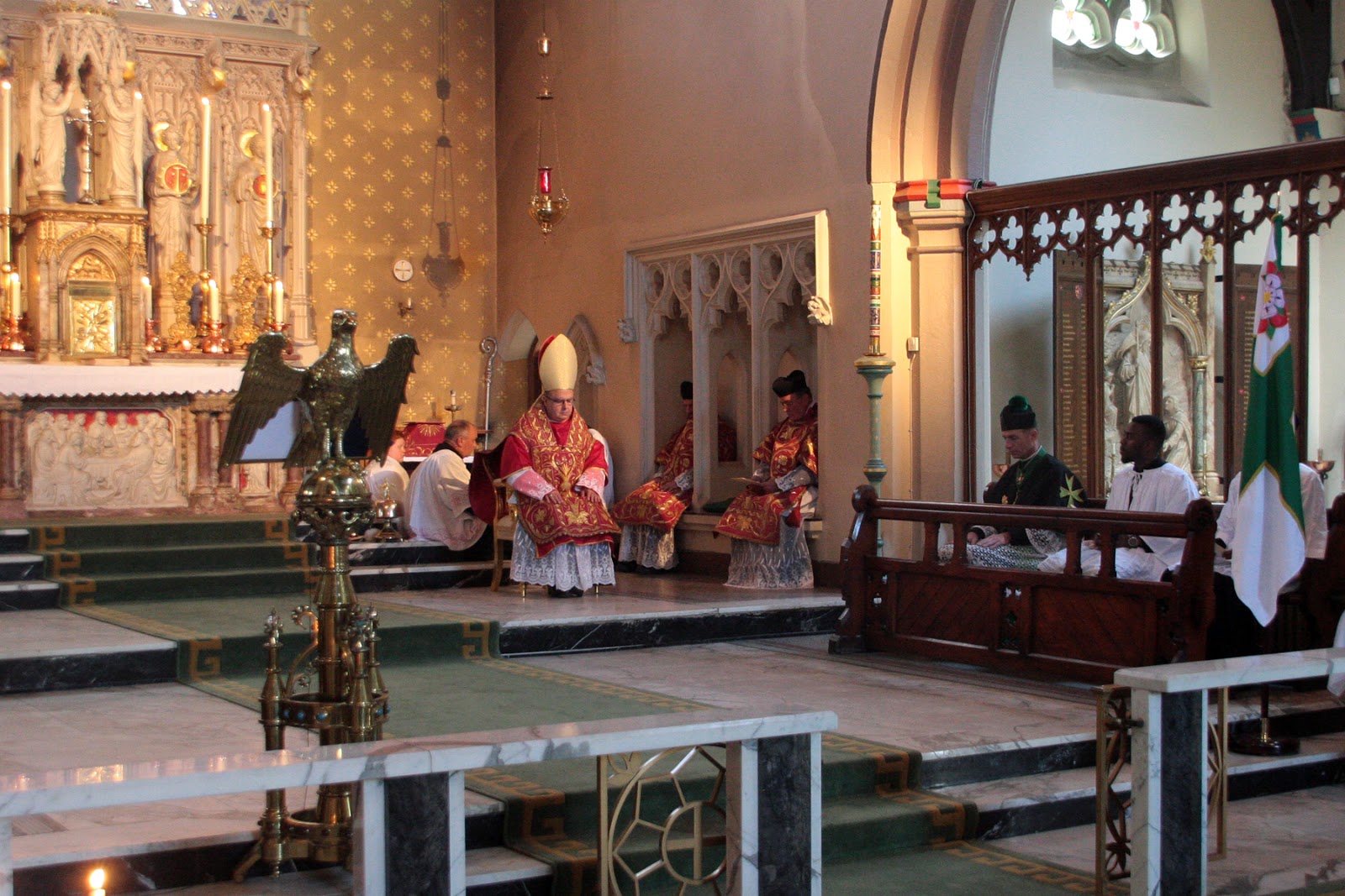 GRAND PRIORY OF GREAT BRITAIN: Investiture Mass with Bishop Robert Byrne