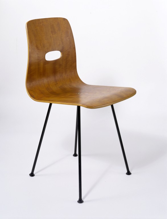 ART & ARTISTS: Robin Day (designer)