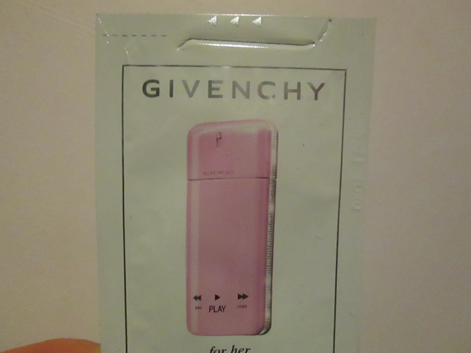 Too Many Freckles : Perfume Samples: Givenchy, Lacoste and Burberry