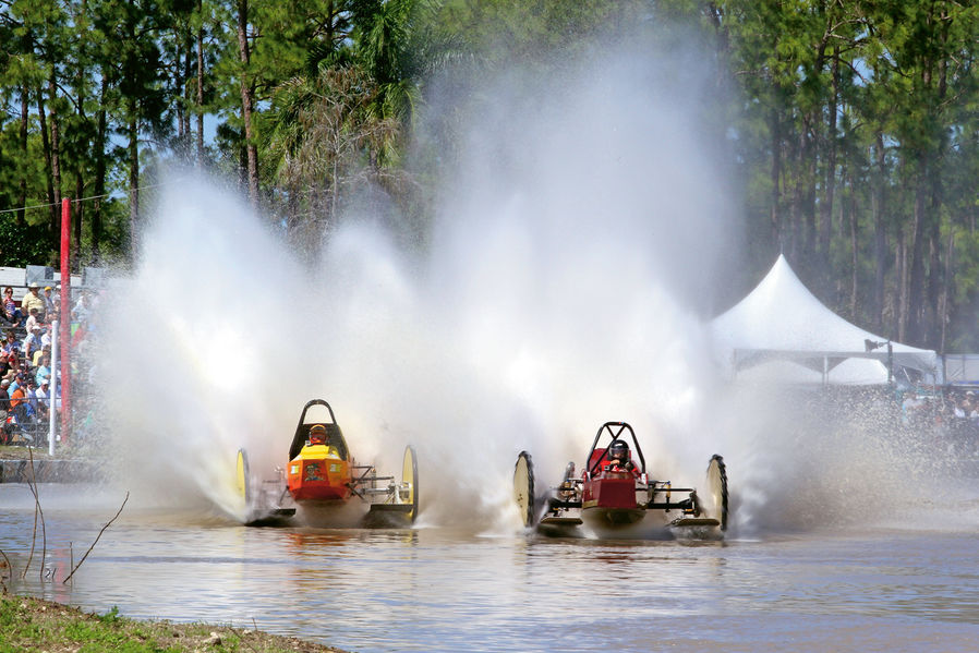 Just A Car Guy: Swamp buggy racing... a very southern thing