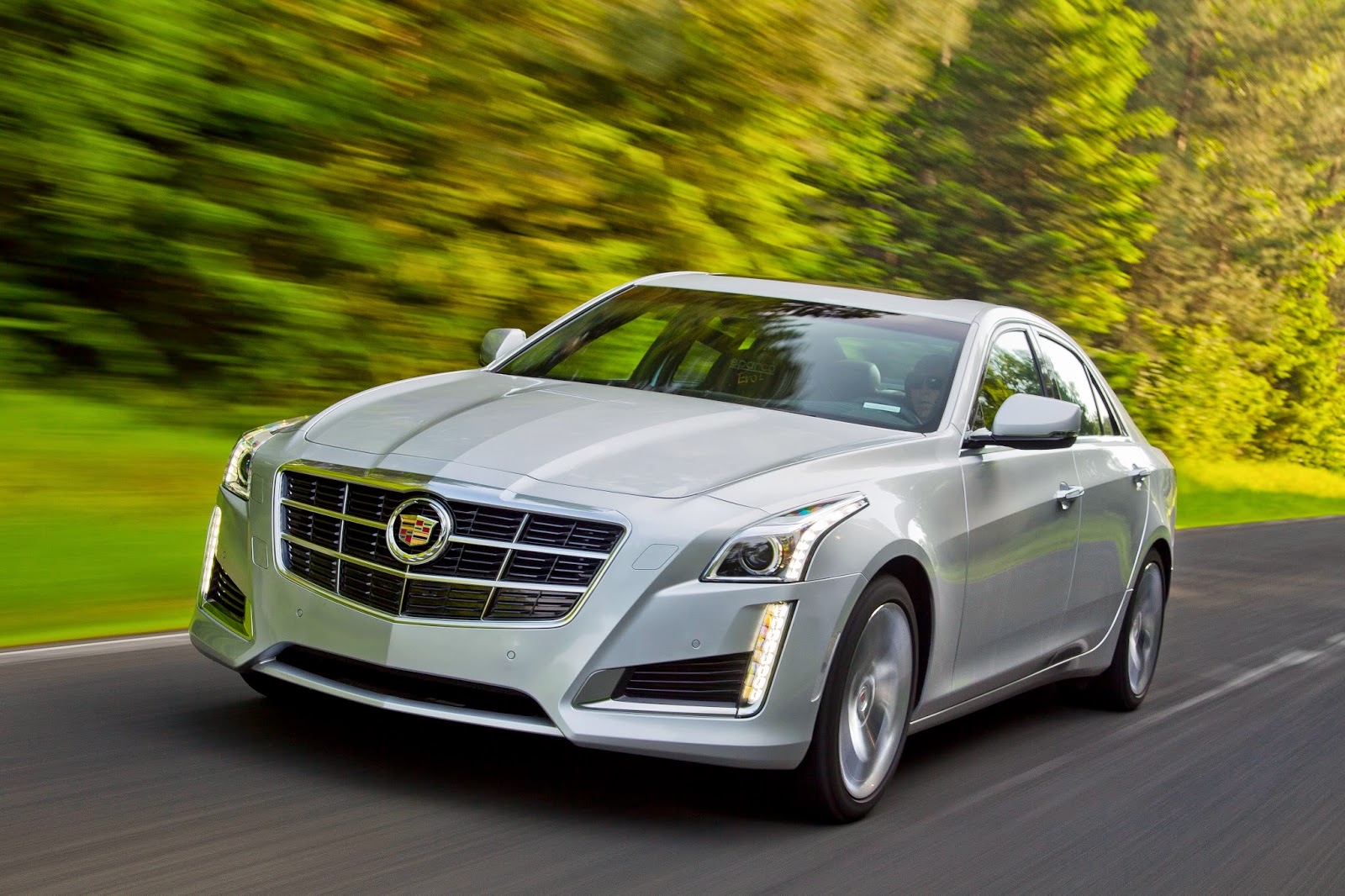 2014 Cadillac CTS, 4 cylindres uniquement en Europe