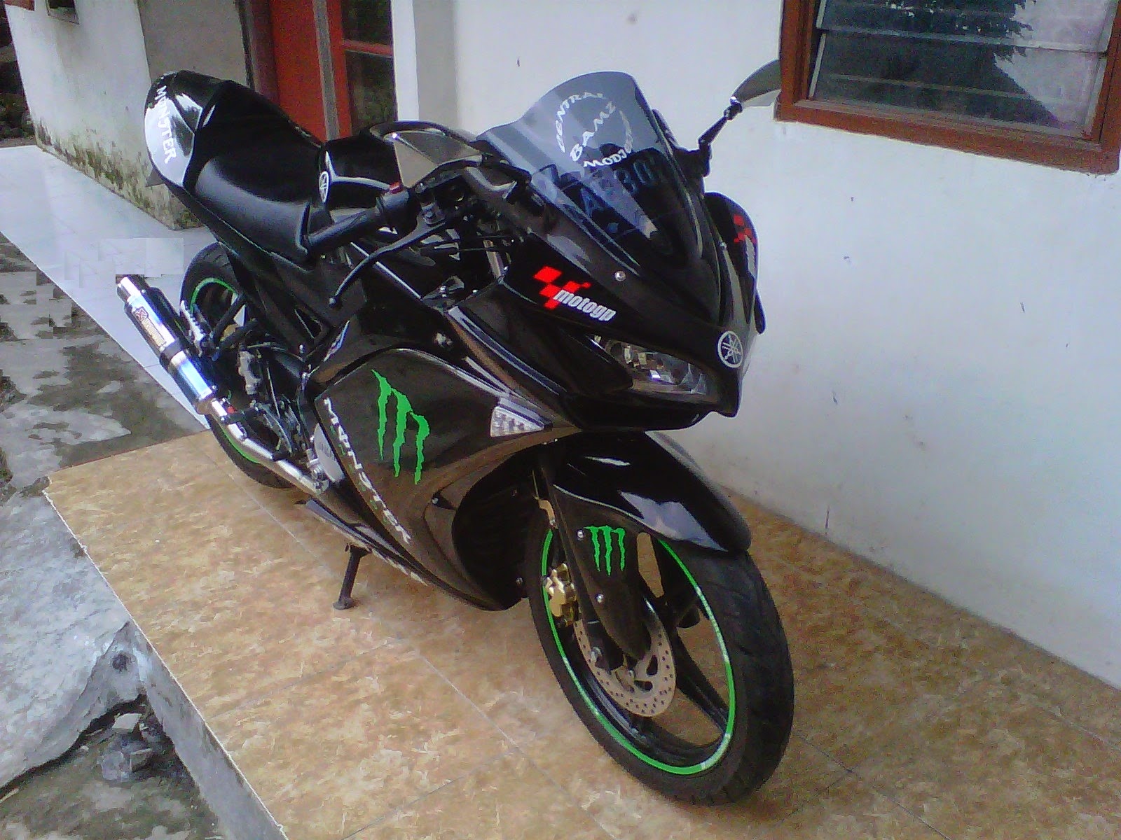 Modif Motor Vixion Hitam | Wallpaper Modifikasi Motor