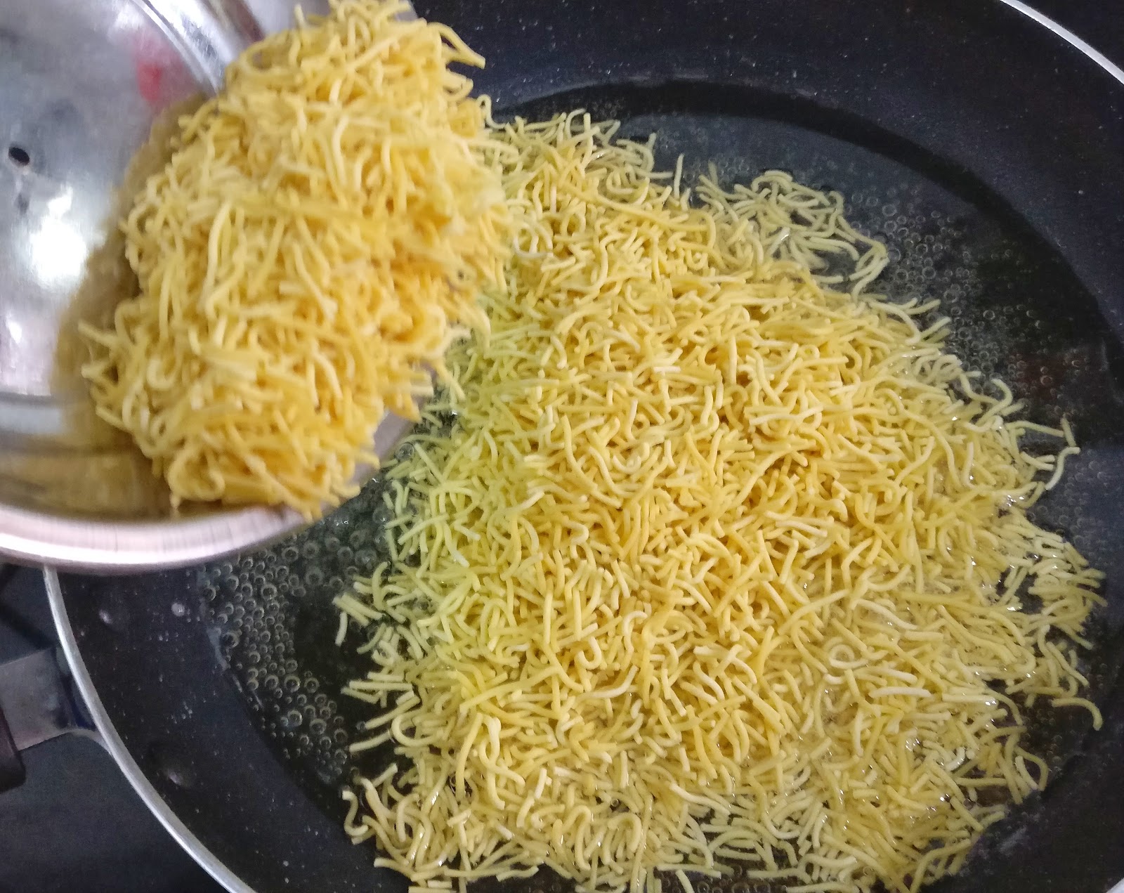 Veg Indian Cooking: Sev Barfi (Sindhi Authentic Singhar Jhi Mithai)