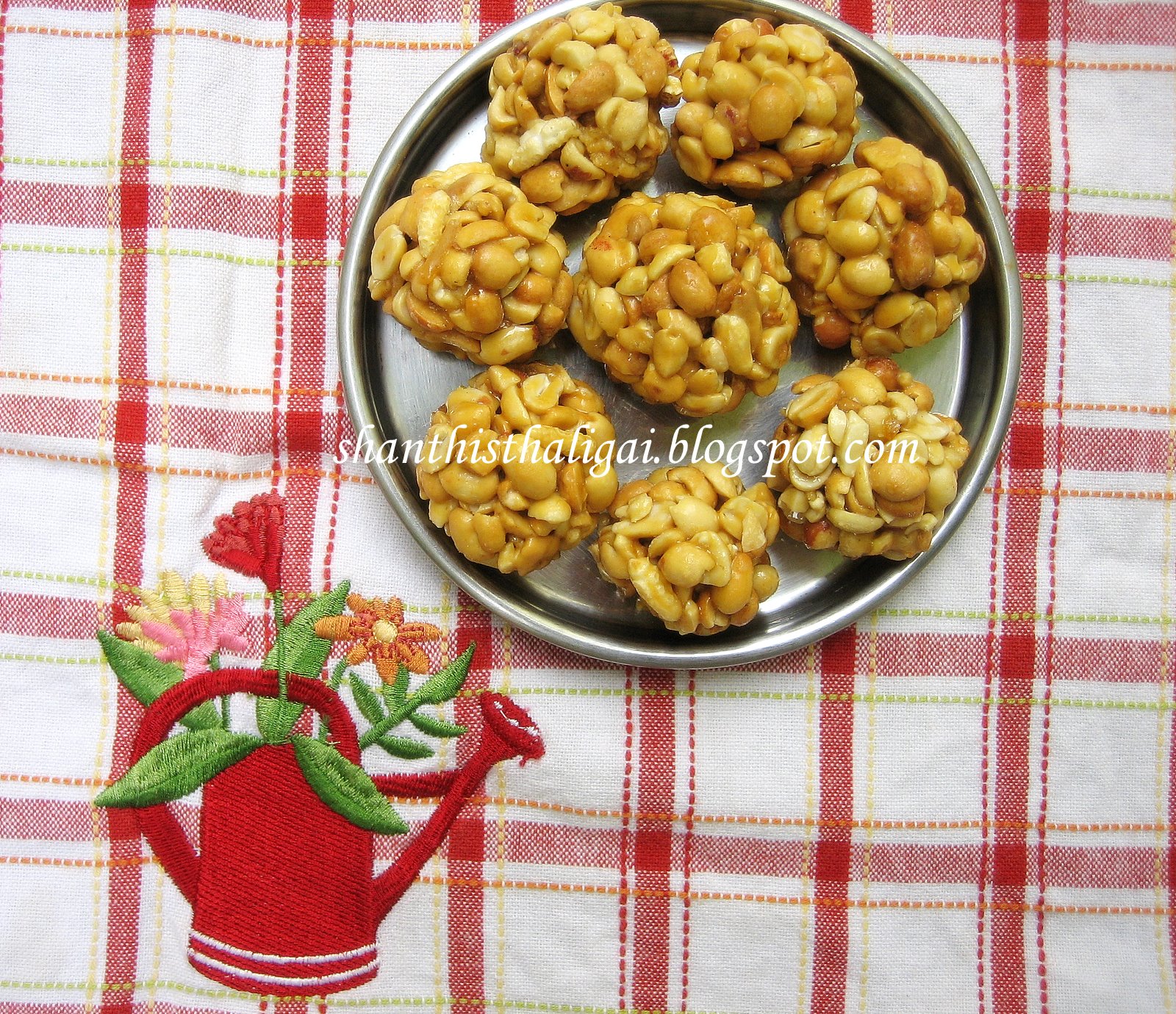 Shanthi Krishnakumar's cook book: A COMPLETE GUIDE FOR KARTHIGAI ...