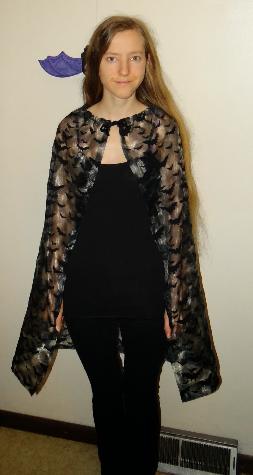 Amber's Craft a Week Blog: Batty Vampire Cape