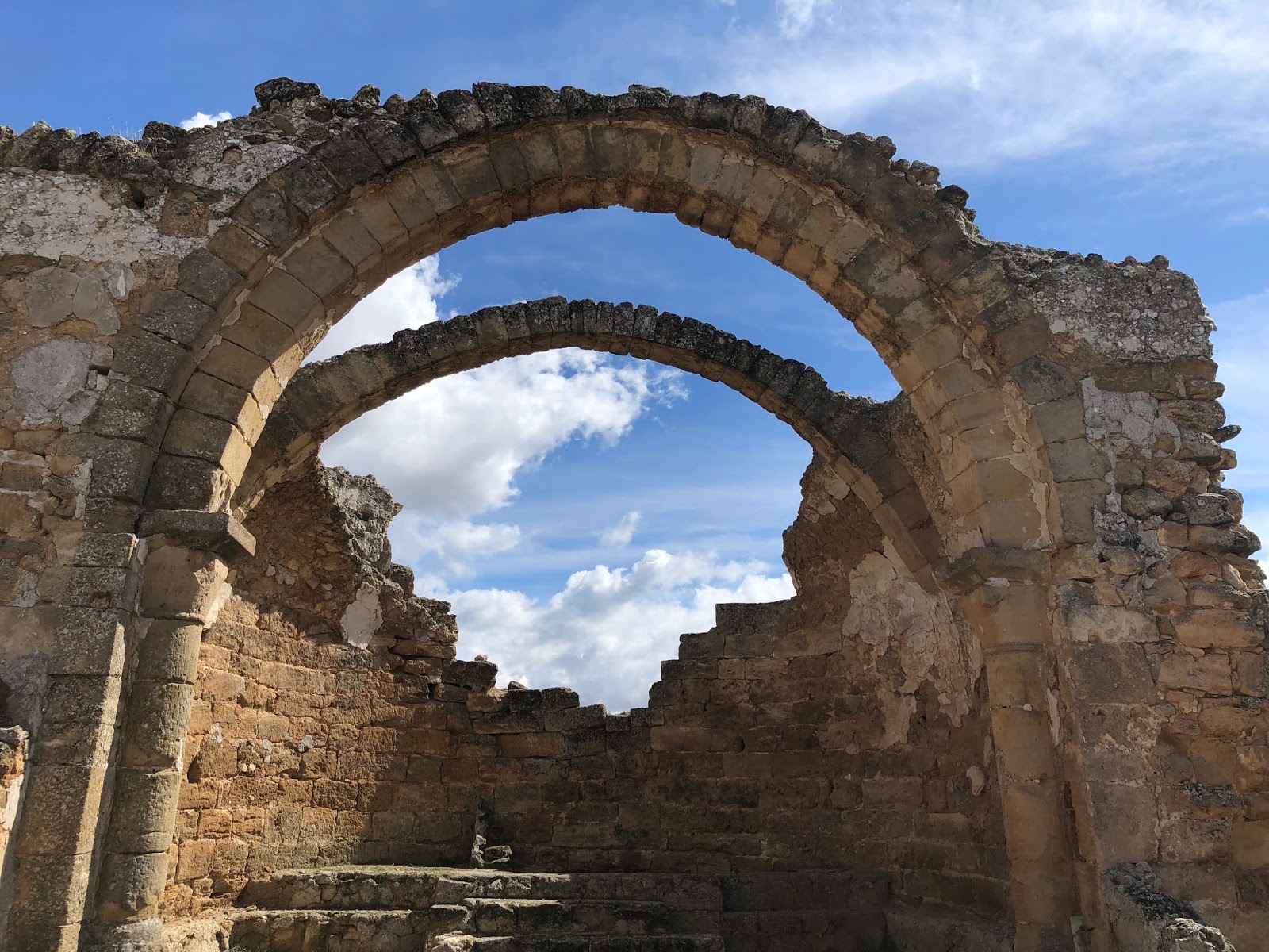 Visitando el yacimiento de Recópolis - Horarios y precios ...