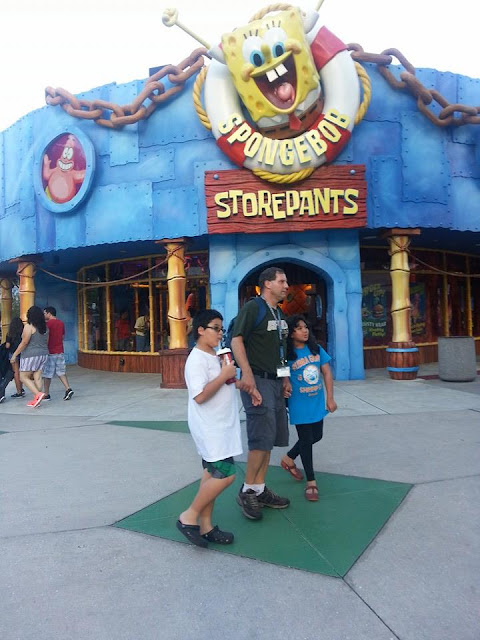 Daddy Waddy Weeviews: Sponge Bob At Universal Studios