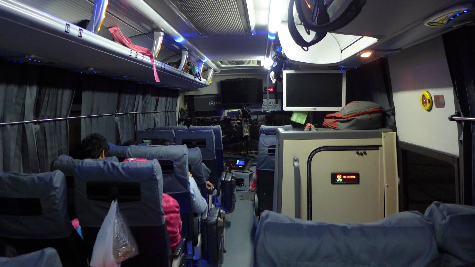 Pork in the Road: Banaue Bound Part 1 - Of Carinderia Hits and a ride ...