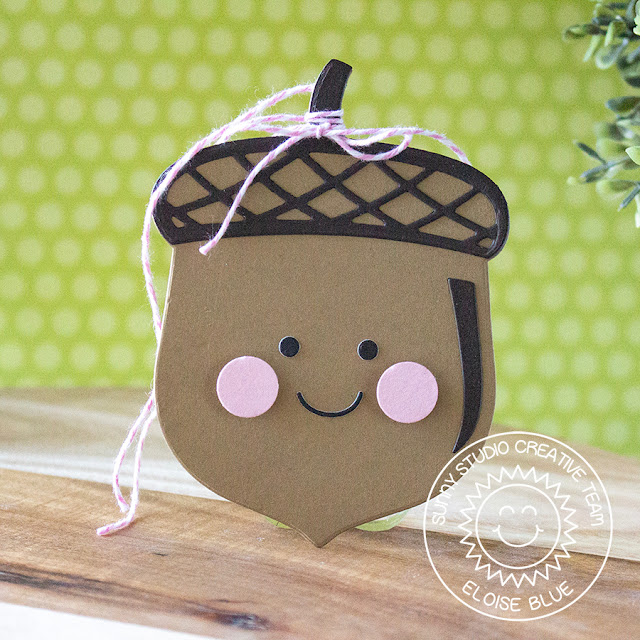 Sunny Studio: Nutty For You Quick and Easy Acorn Tag with Eloise
