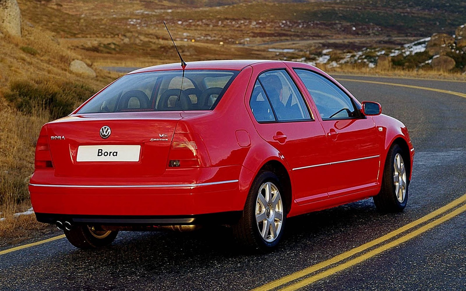 Volkswagen Bora 2001 V6 4Motion - fotos, desempenho