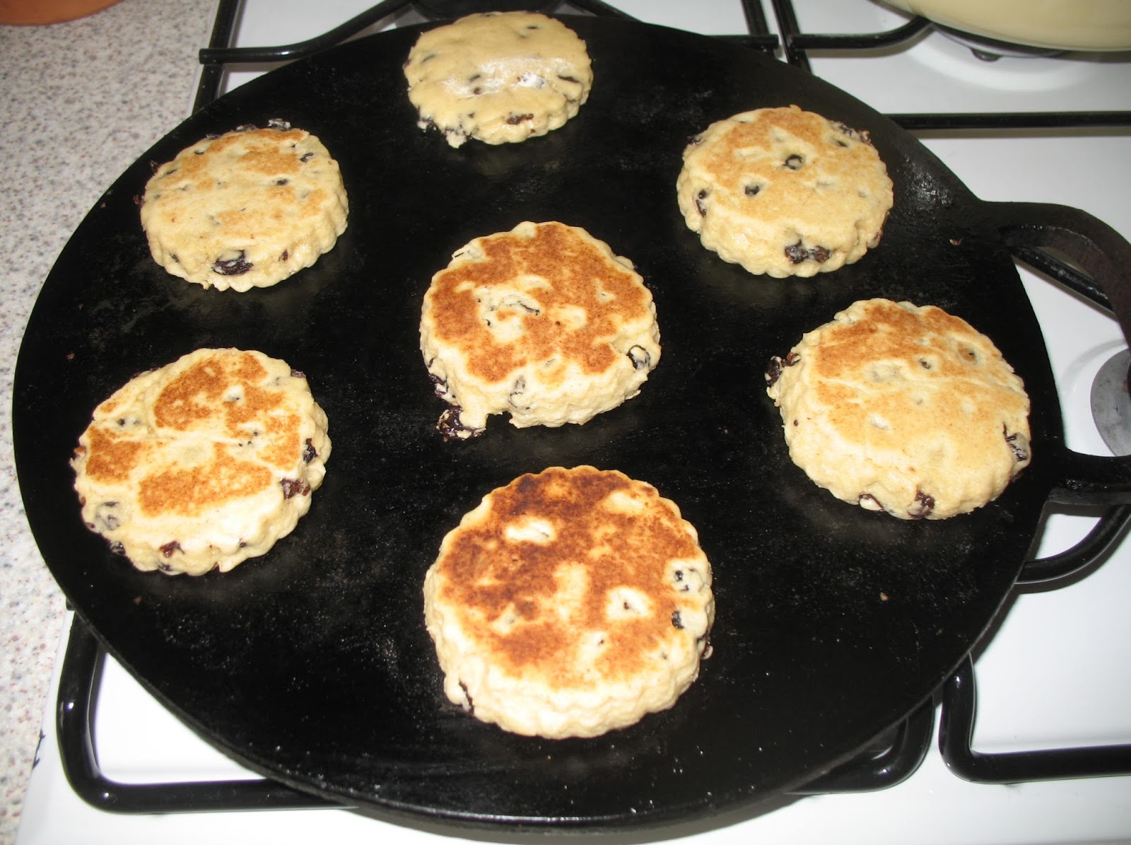 The Happy Housewife: Welsh Cakes