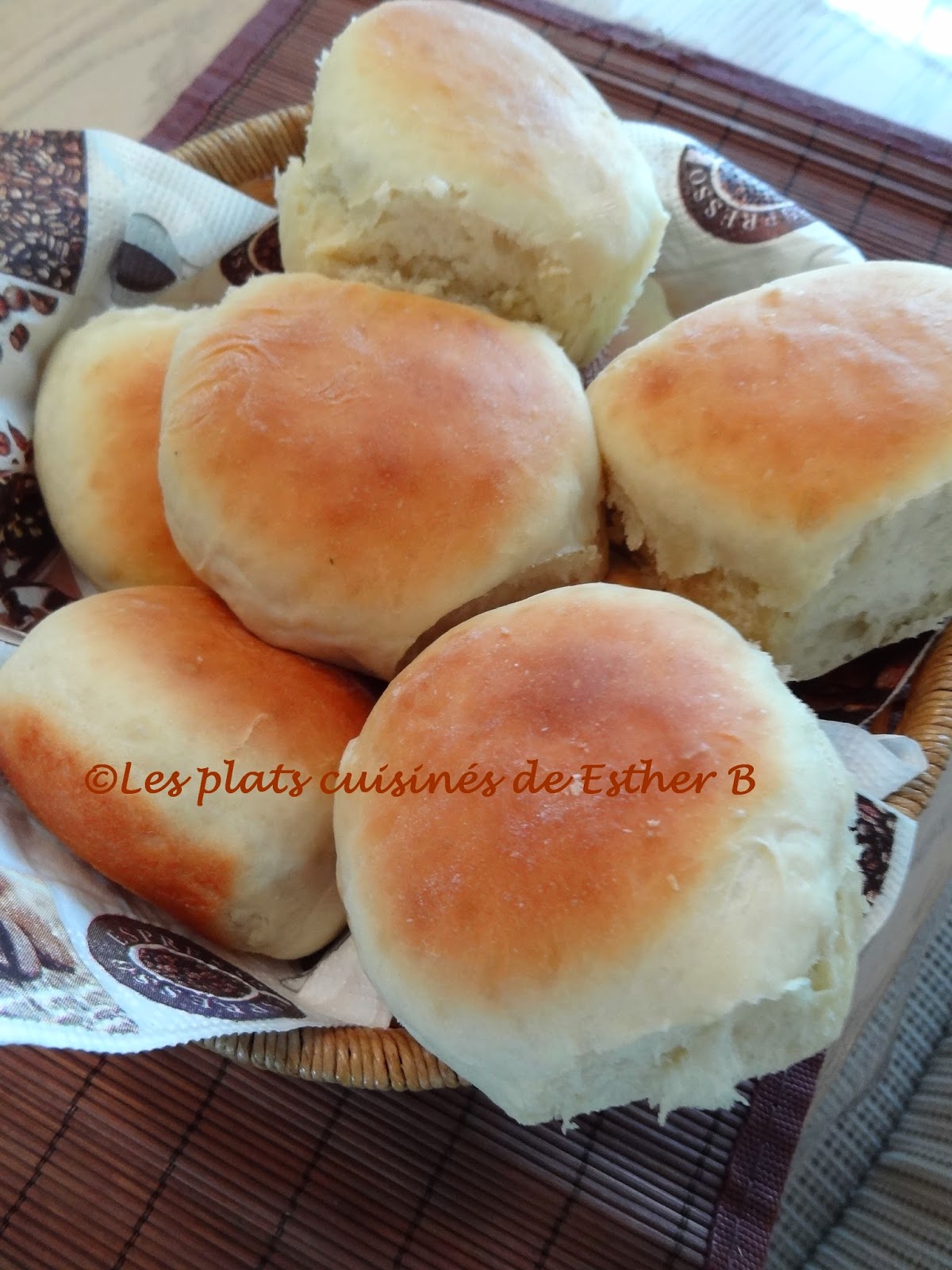 Les plats cuisinés de Esther B: Petits pains ultra rapide