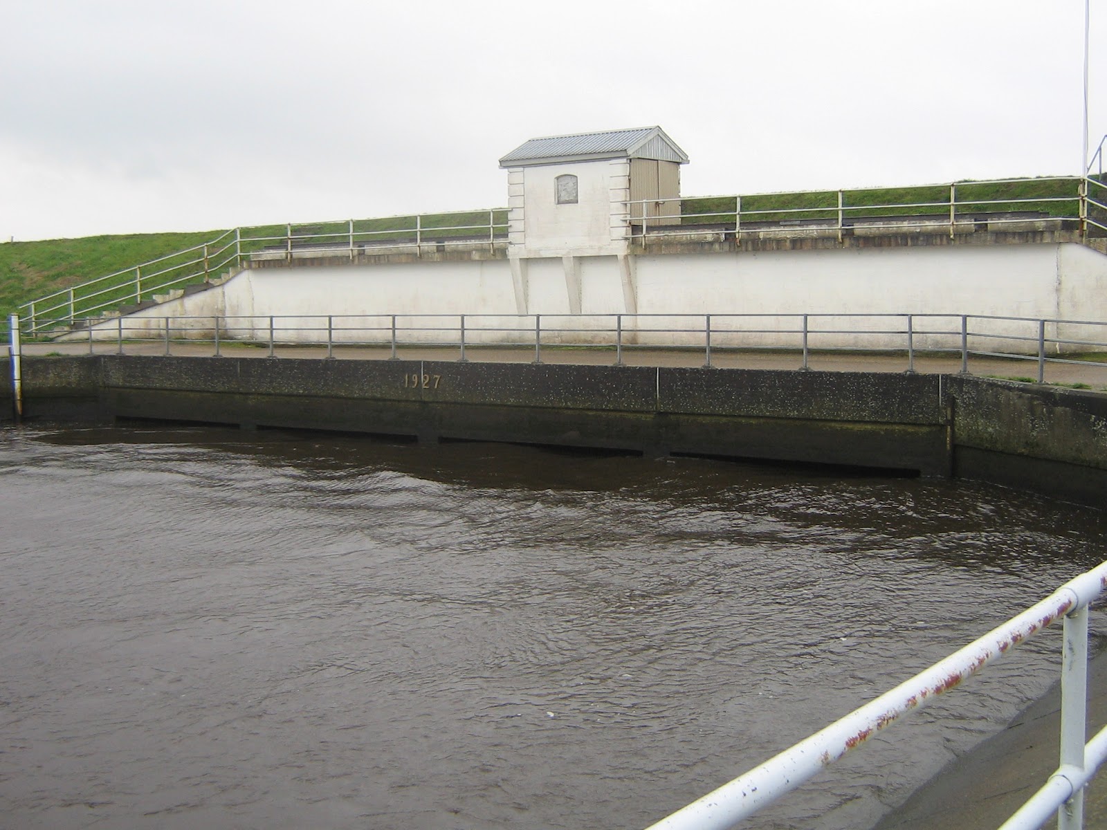 VNT UCSydnet: Sneum sluse d. 03 10 2012. kl 10.00