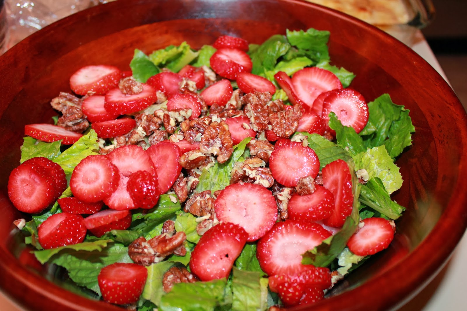Sisters Luv 2 Cook: Strawberry Pecan Romaine Salad