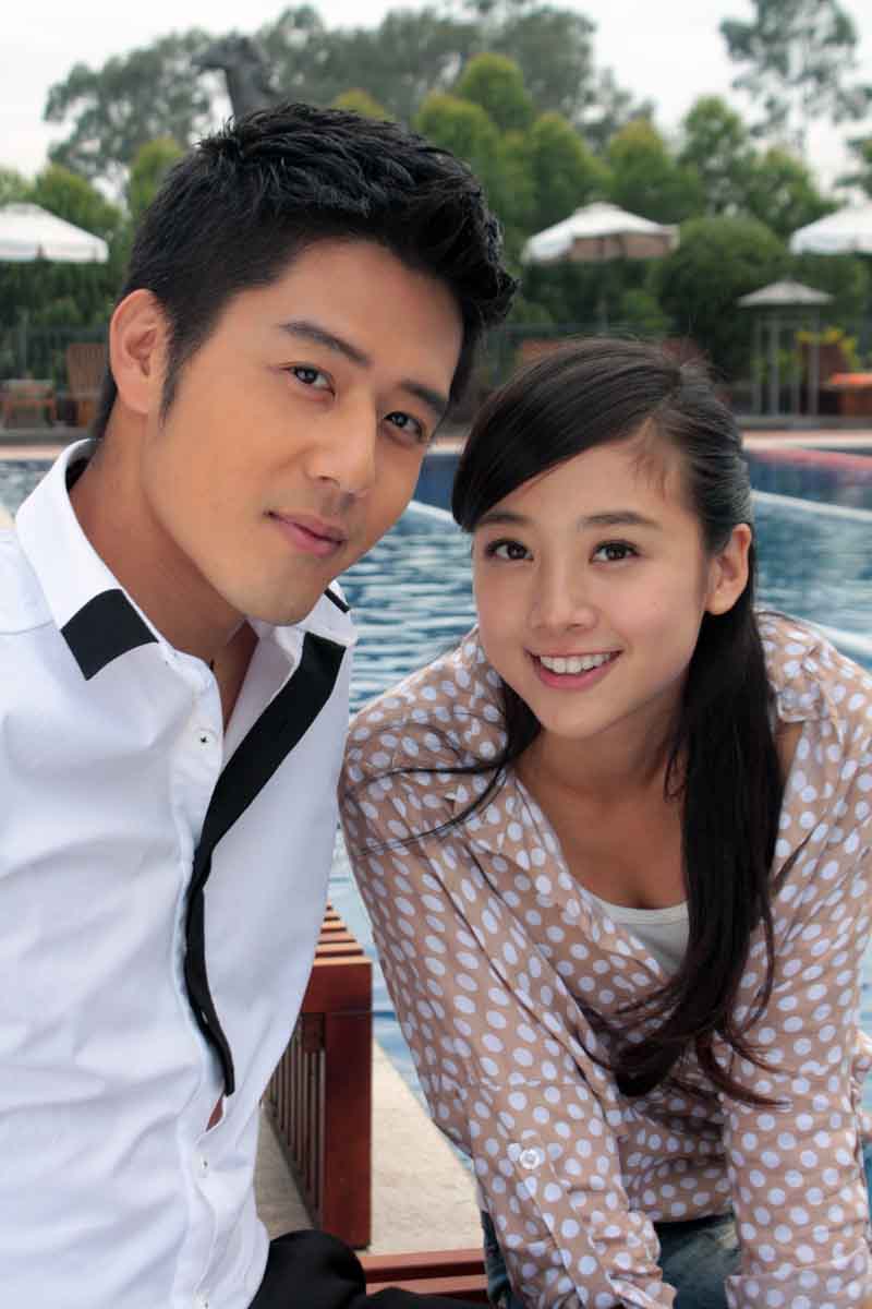 SuPer StaRs: Sweetie couple Gui Gui and George Hu in 'Summer Love' drama