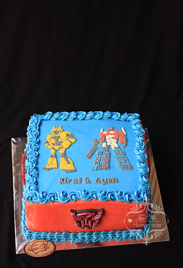 Welcome to Teawe's blog: Transformer Cake