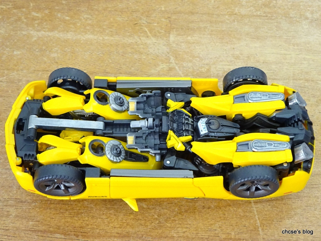 ChCse's blog: Toy Review: Transformers Masterpiece MPM-3 Bumblebee
