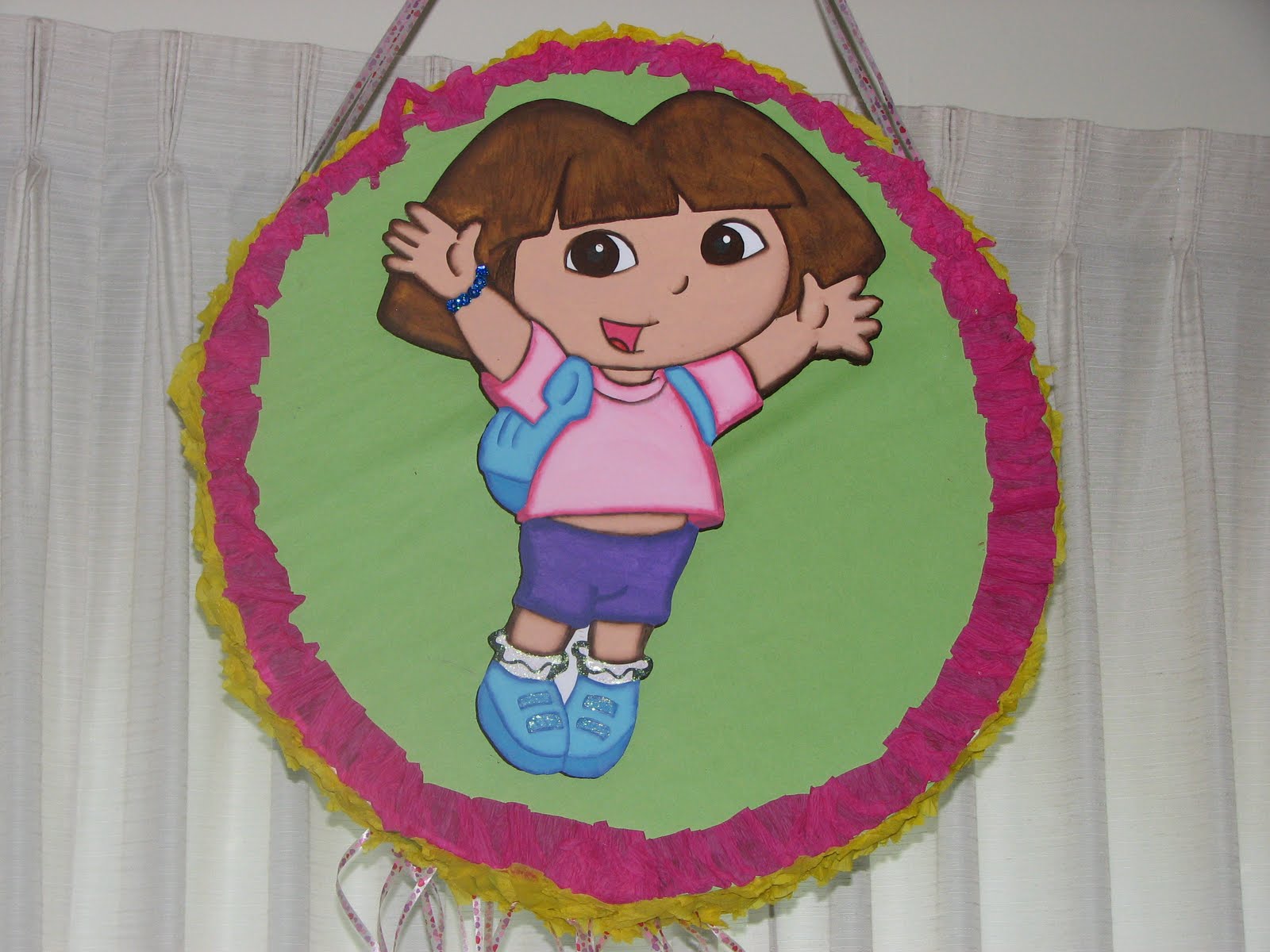 Utopia Party Decor: Pinatas